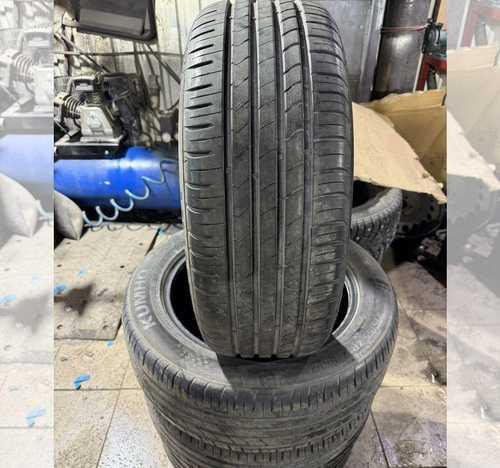 Kumho Ecsta HS51 215/55 R17 94W