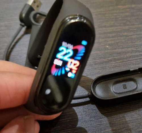 Фитнес браслет xiaomi mi band 4