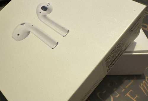 Коробка от беспроводных наушников AirPods