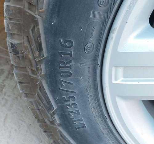 Roadcruza RA1100 A/T 235/70 R16