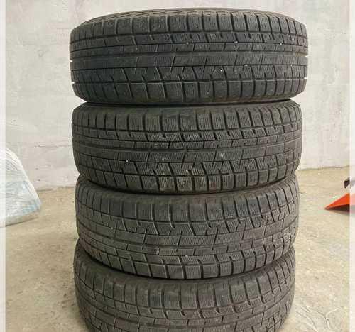 Yokohama Ice Guard IG50  215/65 R16 98Q