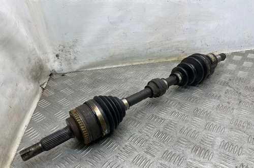 Полуось передний левый Toyota Corolla E12 4zzfe