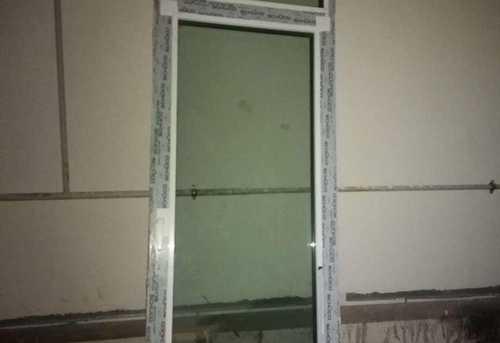 Дверь входная металлическая со стеклом