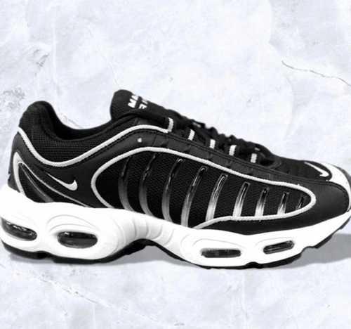 Кроссовки nike air max tailwind