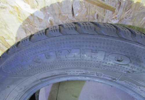 Kumho I'Zen RV Asymmetric 215/65 R16