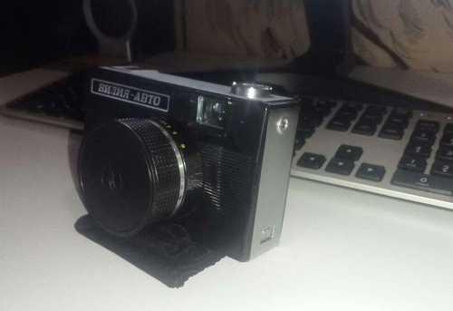 Плёночный фотоаппарат Вилия - авто 1977 года