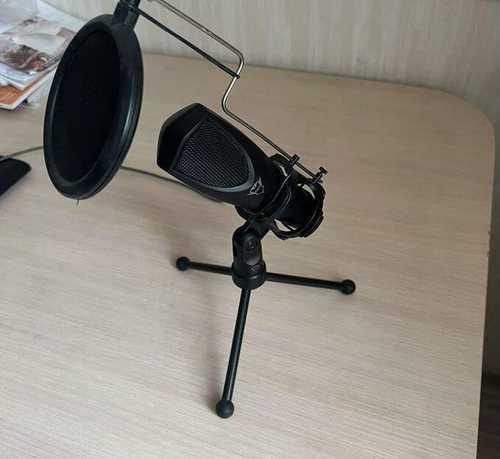 Микрофон для стриминга Trust Mantis GXT 232