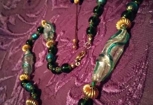Великолепное ожерелье и булавка Муранское стекло