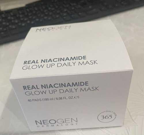 Пэды Neogen Real Niacinamide Glow Up Daily Mask