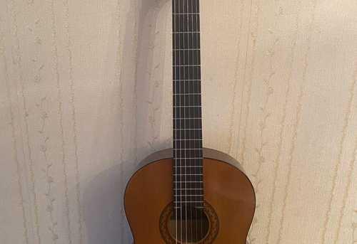 Акустическая гитара Yamaha c70 б/у
