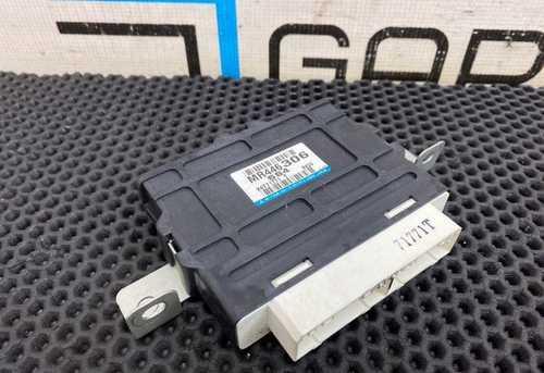 Блок раздатки Mitsubishi Pajero V75W 6G74 3.5 1999