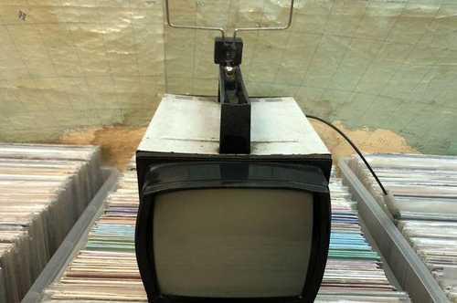 Телевизор портативный СССР электроника вл-100