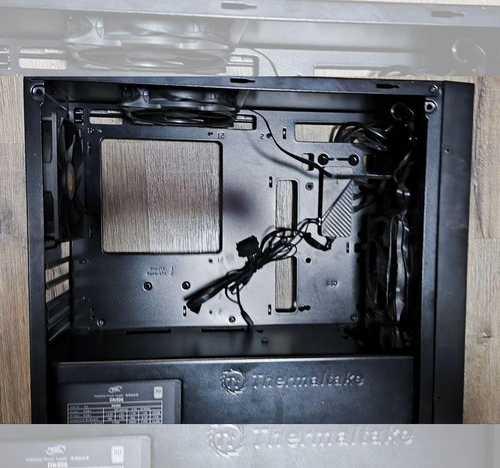 Корпус mATX Thermaltake Versa H17, Micro-Tower