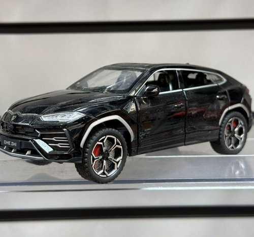 Модель автомобиля Lamborghini Urus металл