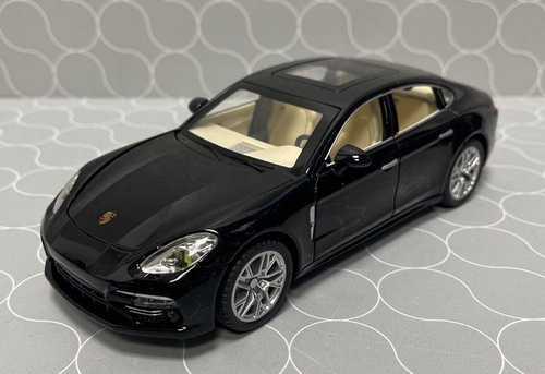 Модель машины Porsche Panamera 1:24 Черная