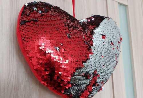Декоративная подушка сердце