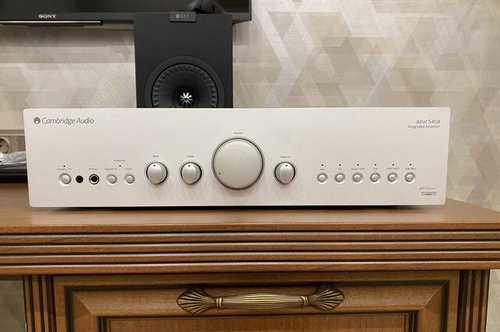 Интегральный усилитель Cambridge audio azur 540a