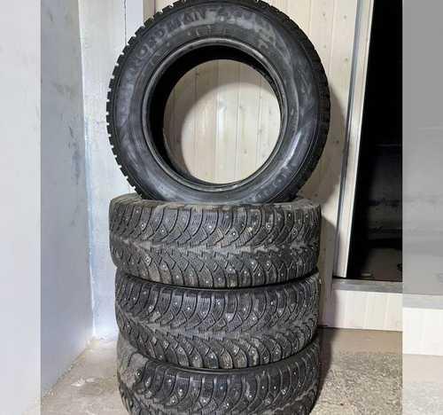 Nordman Nordman 4 215/55 R16