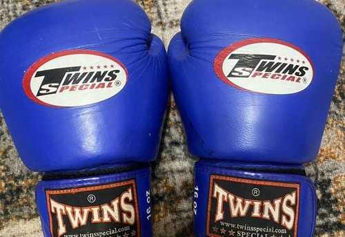 Боксерские перчатки Twins,Roga 10,12,16oz