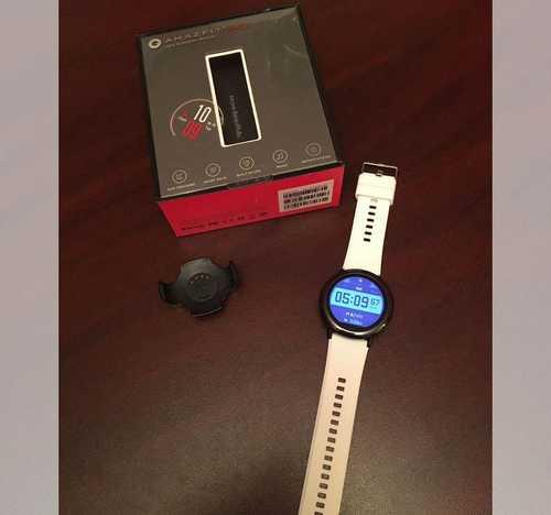 Смарт часы Amazfit Pace