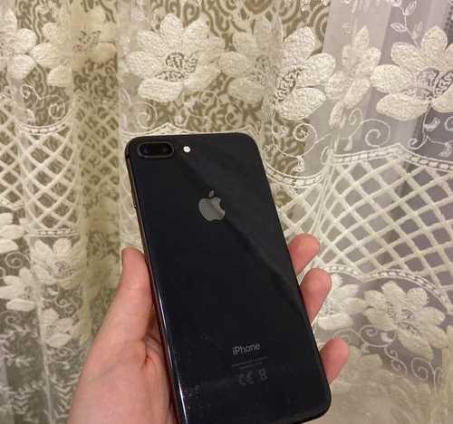 iPhone 8 Plus, 64 ГБ