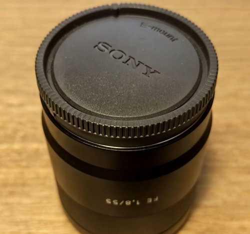 Sony Carl Zeiss Sonnar T* 55mm f/1.8 ZA SEL-55F18Z