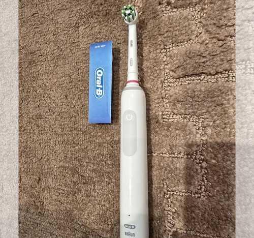 Зубная щётка электрическая Oral B PRO 3