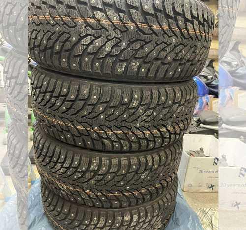 Ikon Tyres Autograph Ice 9 215/55 R17 98T