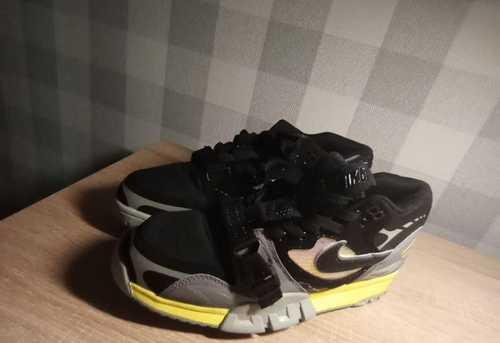 Nike air trainer 1 sp