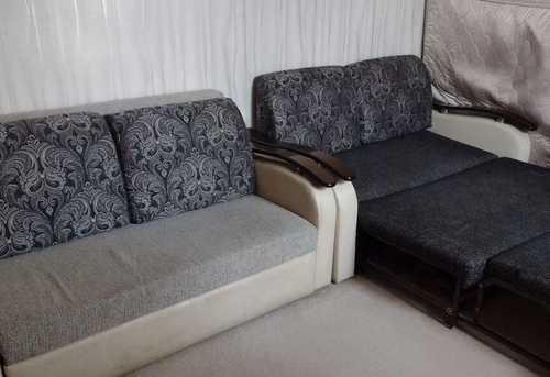 Продам 2 дивана