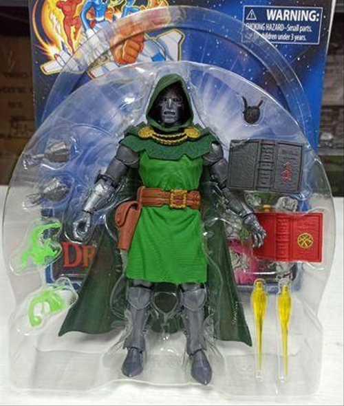 Фигурка Marvel Legends Retro Collection Dr. Doom