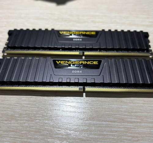 Оперативная память Corsair Vengeance DDR4 2666мгц