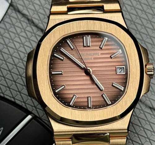 Часы Patek Philippe Nautilus Rose gold 18k