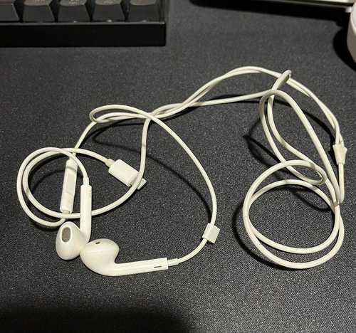 Проводные наушники apple earpods