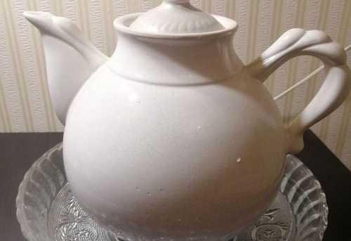 Заварочный чайник с хрустальным подносом