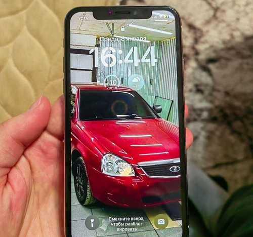 iPhone X, 256 ГБ