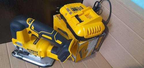 Электролобзик dewalt dcs334
