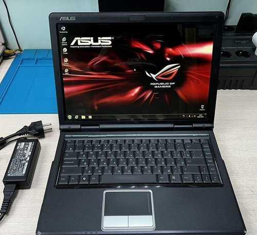 Ноутбук Asus F80L