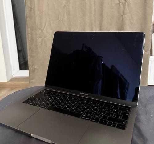 Apple MacBook Pro 13 2019