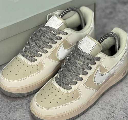 Кроссовки женские Nike Air Force 1