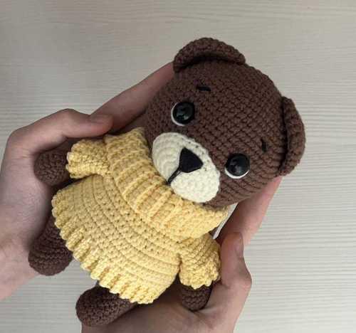 Вязаная игрушка Мишка