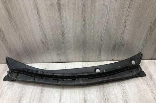 Жабо под лобовое Hyundai Solaris 1