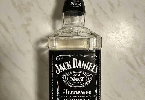Пустая бутылка из-под Jack Daniel's, 1 л