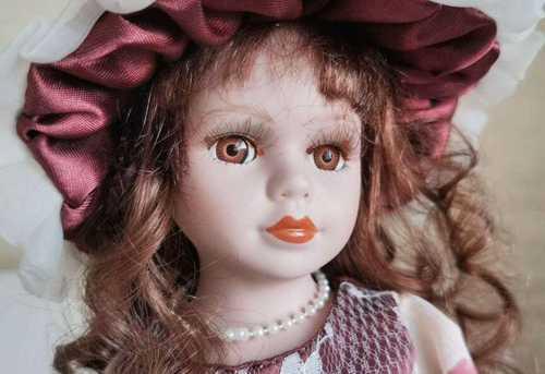 Кукла фарфоровая 30 см