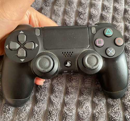 Джостик ps4