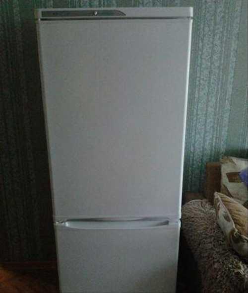 Холодильник бу stinol -RF305