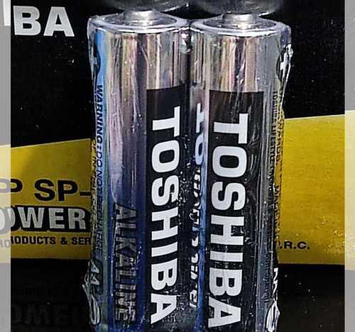 Две батарейки AA Toshiba High Power LR6