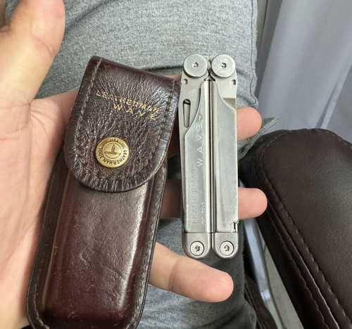 Leatherman wave