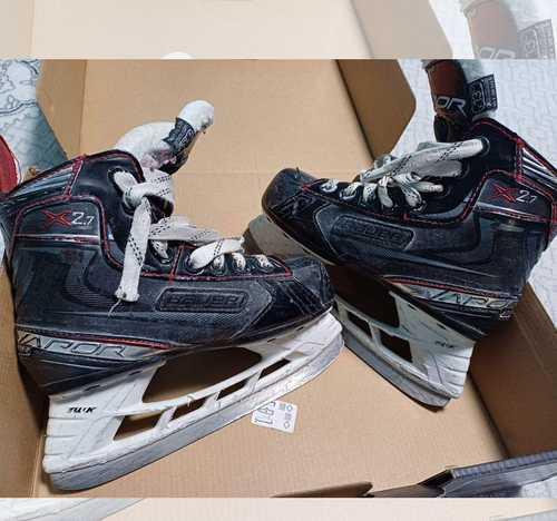 Коньки хоккейные bauer 13d yth