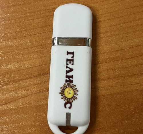 Флешка usb 7,5gb новая